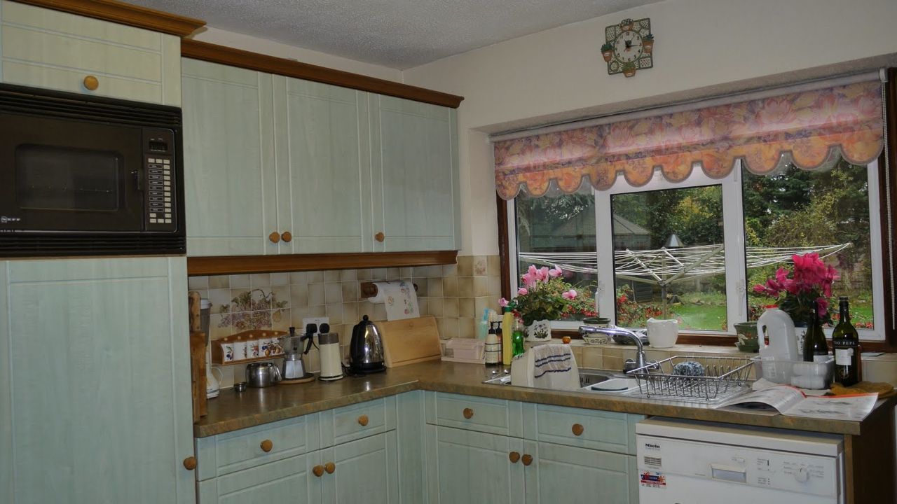 Kitchen Makeover - The Chase - Signature Homes Ltd